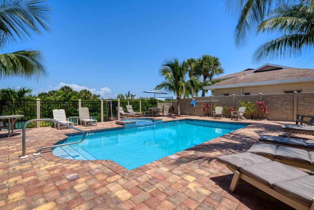 Suntan Terrace, Nokomis (updated prices 2025)