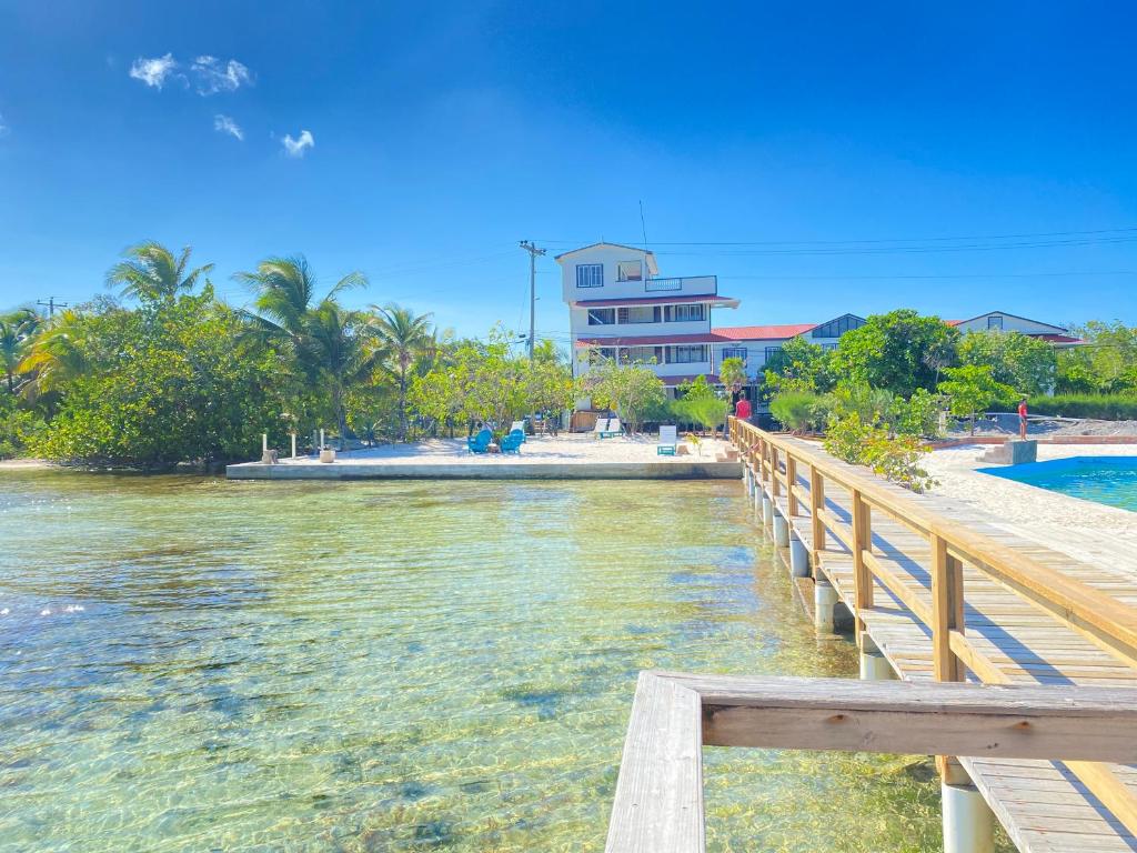 Utila Honduras Resorts