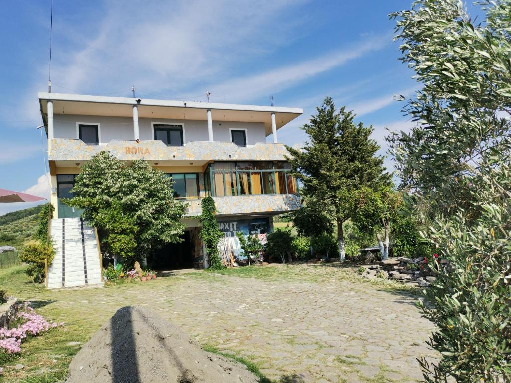 Hotel Bora, Gostimë (updated prices 2024)