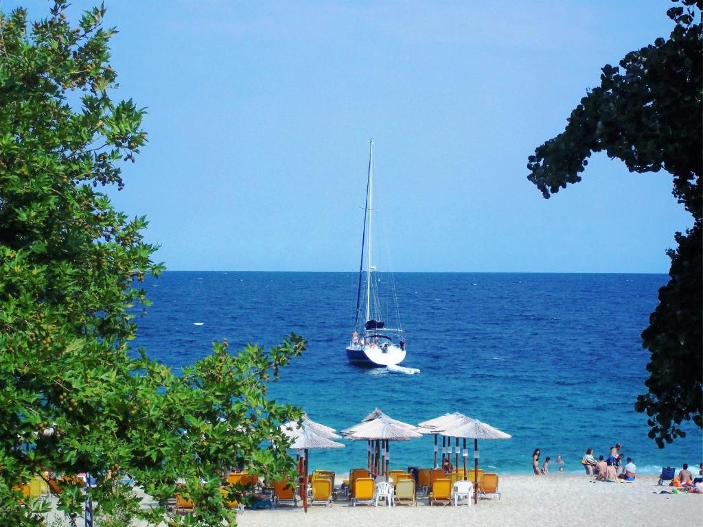 Kleanthis Blue, Nea Vrasna (updated prices 2025)