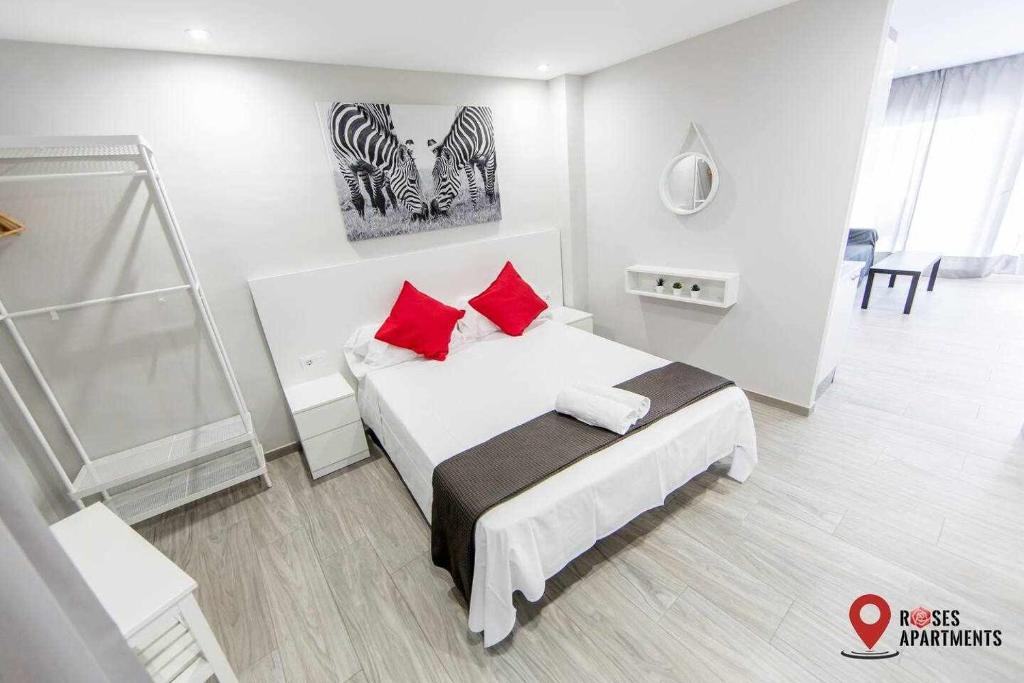 Roses Apartments Red Loft vista mar lateral, Roses (updated prices 2026)