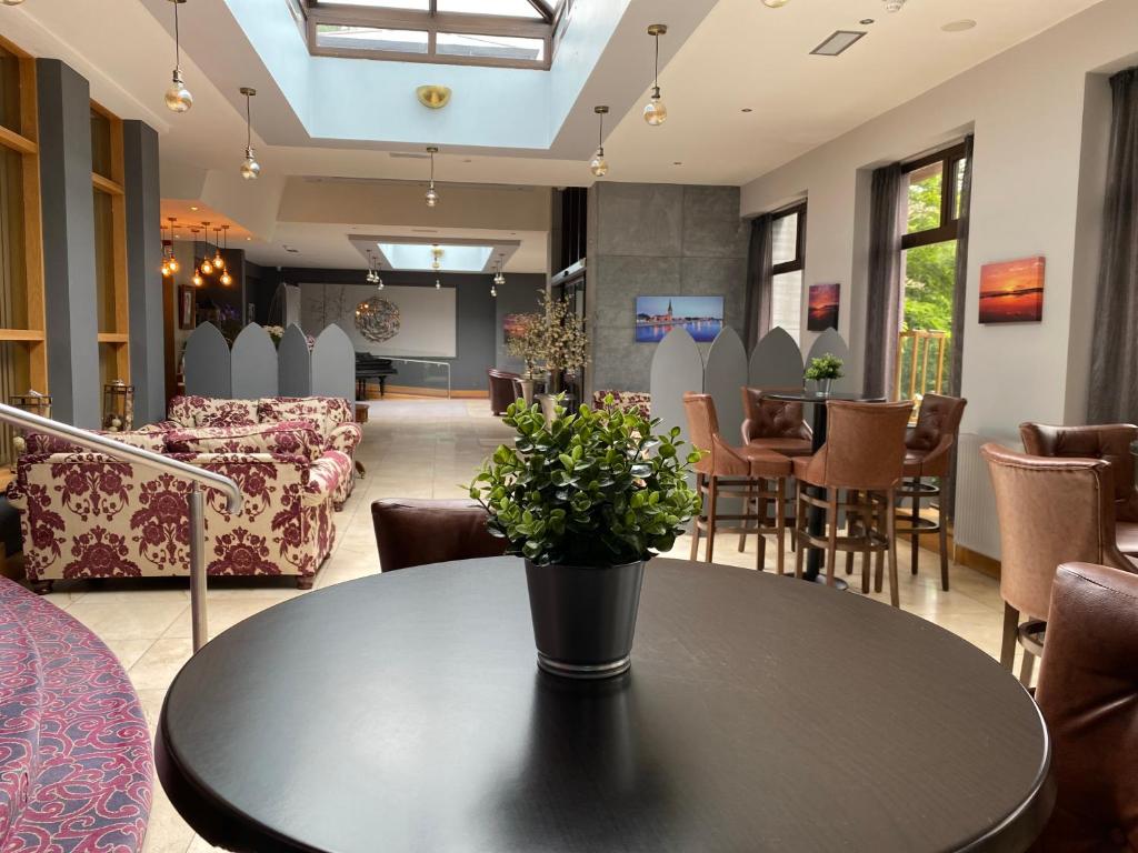 Twin Trees Hotel & Leisure Club, Ballina (updated prices 2025)