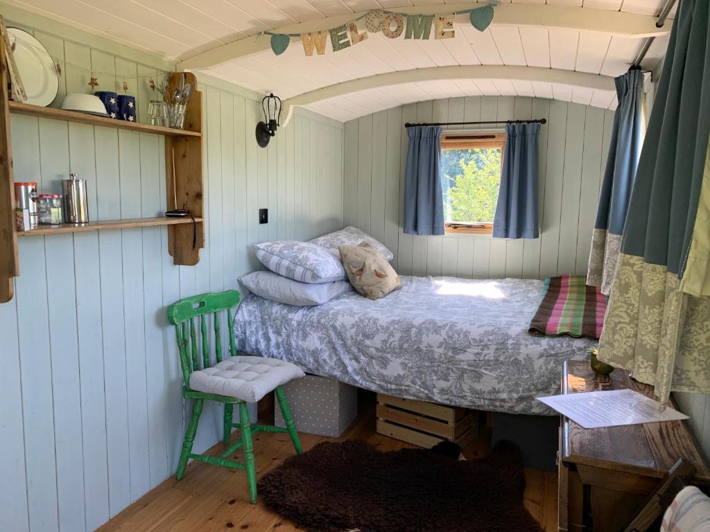 Sindles Farm, Emsworth (updated prices 2025)
