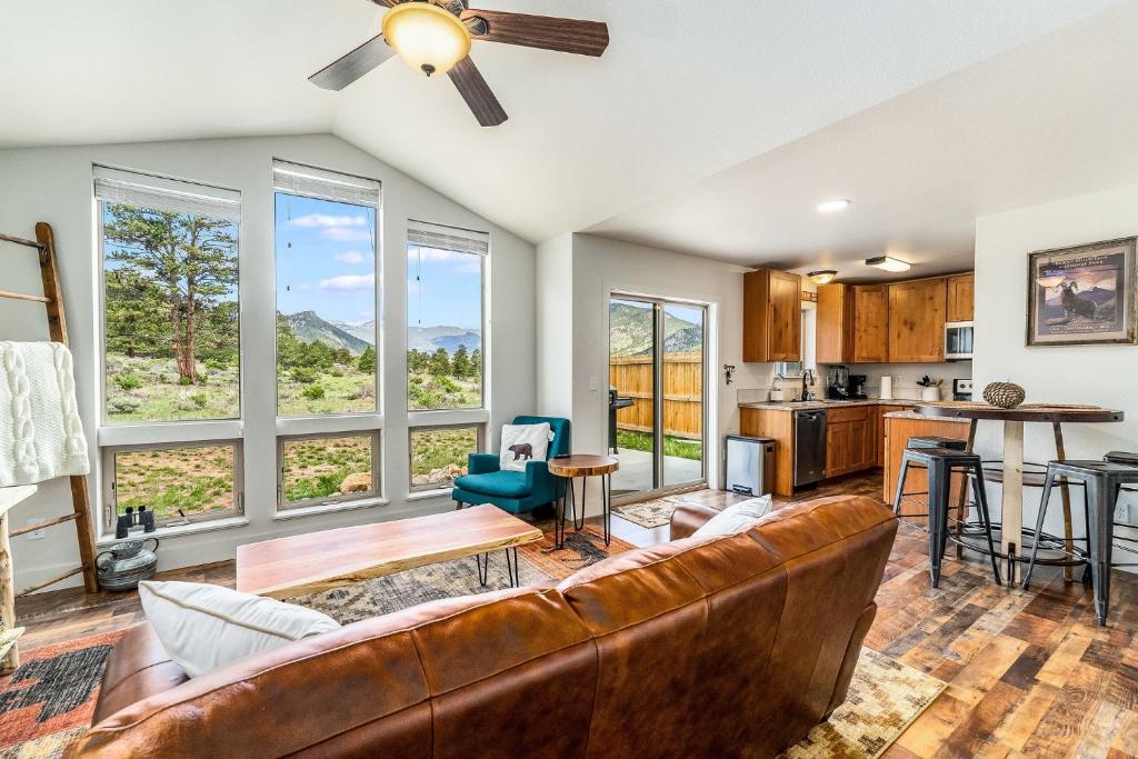 Serenity in the Rockies townhouse, Estes Park (updated prices 2026)