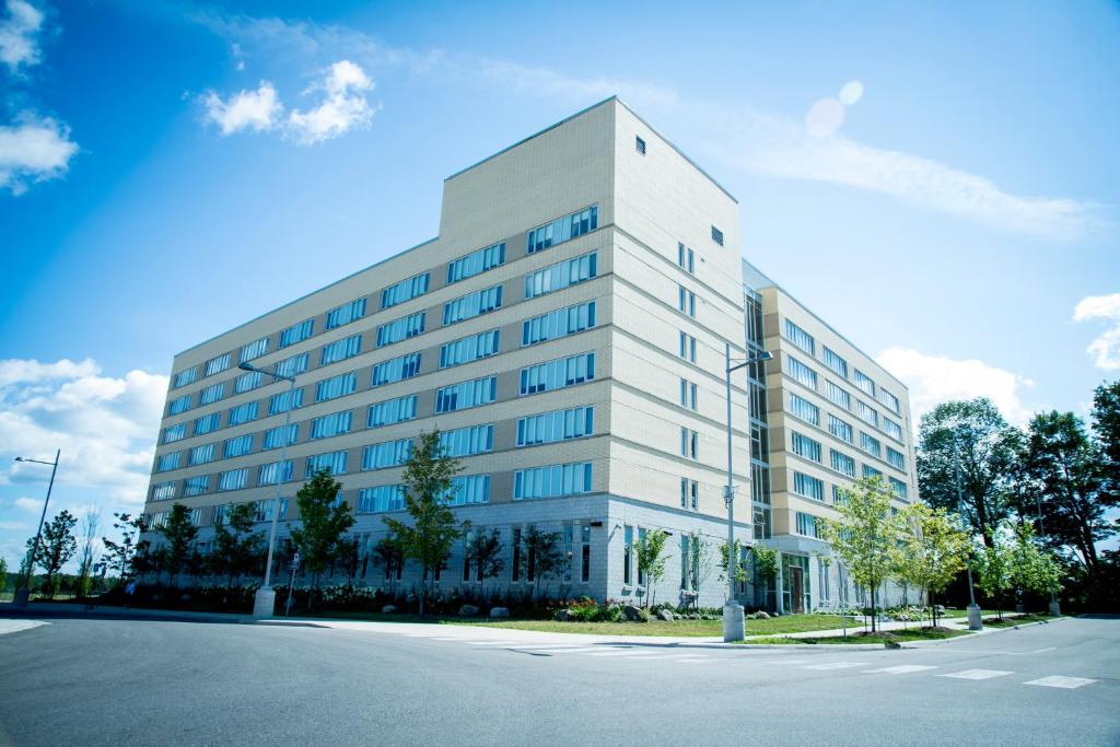 Lakehead University Residence and Conference Centre, Orillia (updated ...