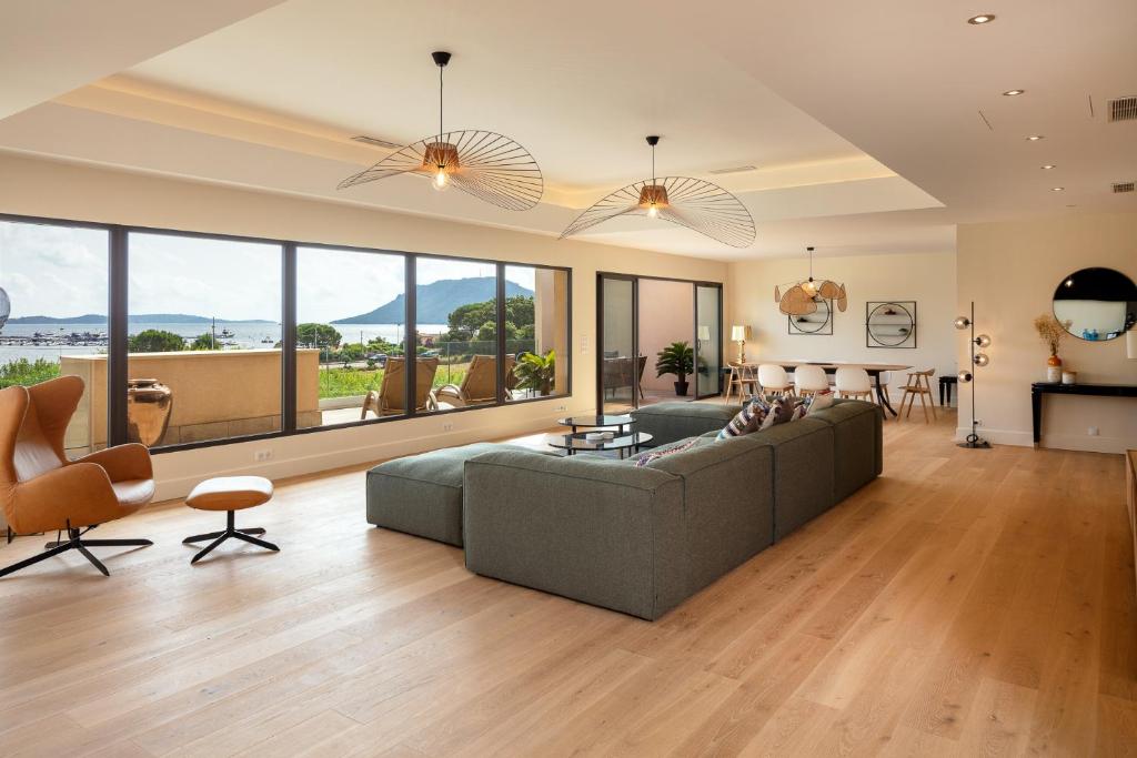 Penthouse Grand Standing Vue Mer - Santa Giulia