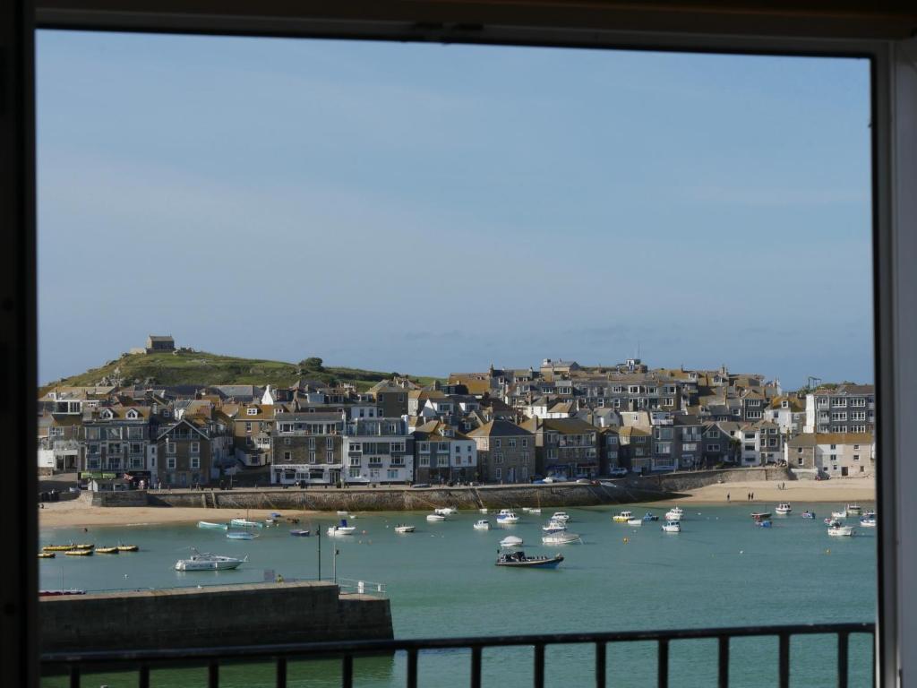 Harbour View House, St Ives (updated prices 2025)