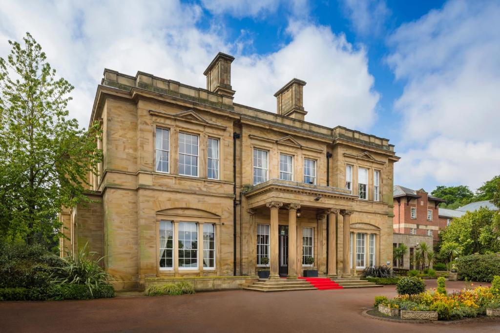 Oulton Hall Hotel, Spa & Golf Resort, Leeds (updated prices 2025)