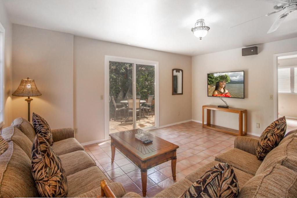 3br Condo With A/c, Pool & 10min Walk To The Beach! - Kauai, HI