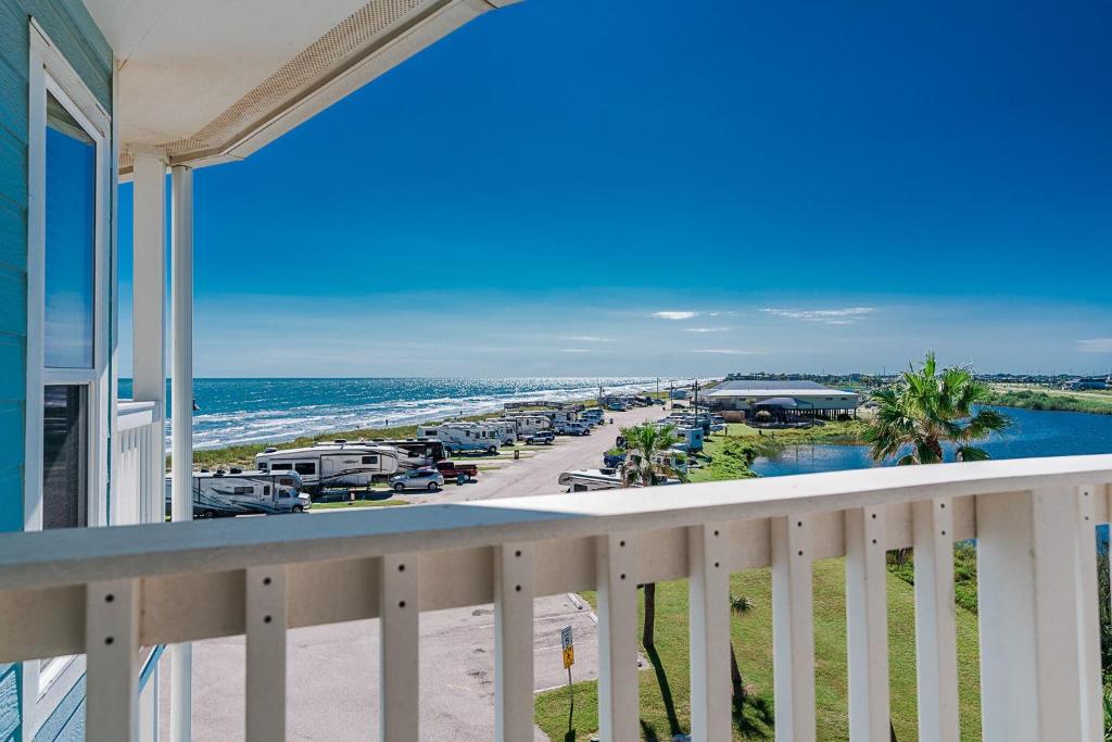 Beautiful Seascape Condo with Great Views of the Gulf, Galveston ...