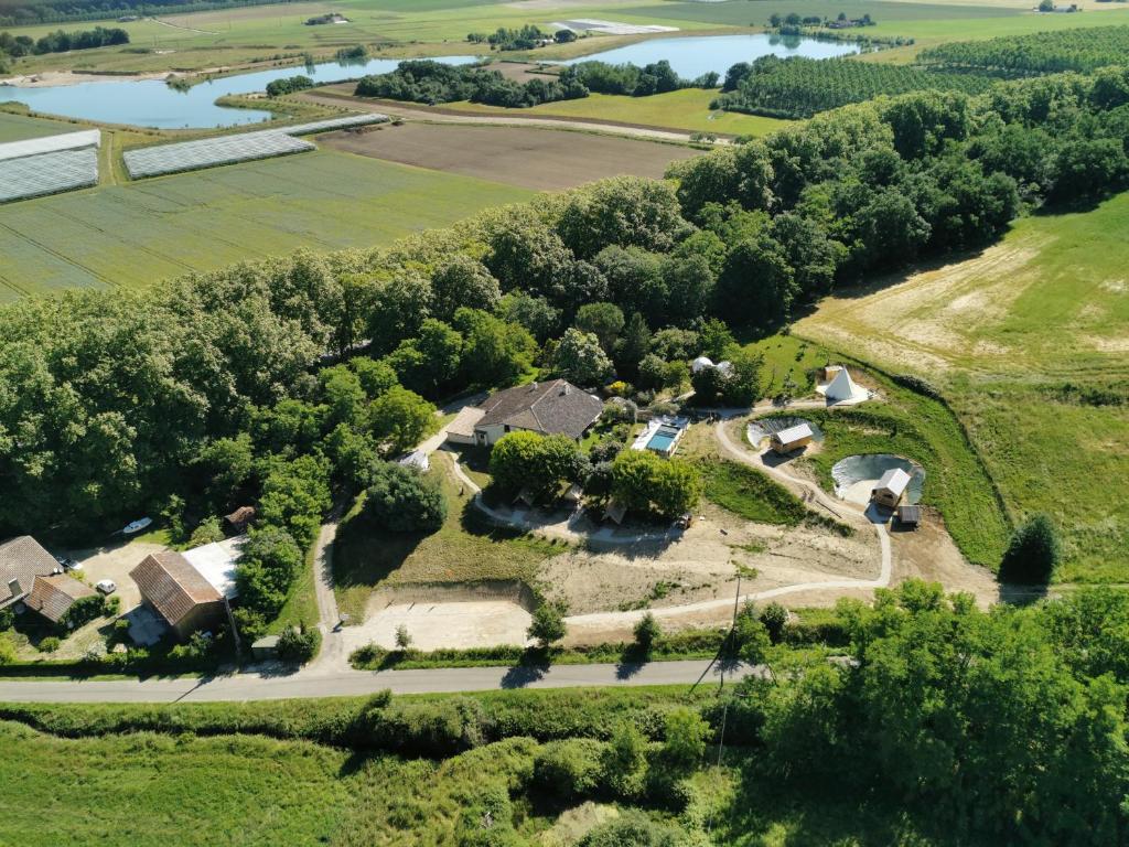 Domaine QUIESCIS, Marcellus (tarifs actualisés, 2026)