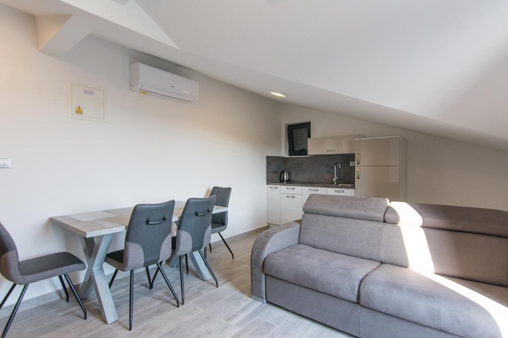 Villa Bella 5-modern Apartment For 2-3 Persons - Sveti Filip i Jakov