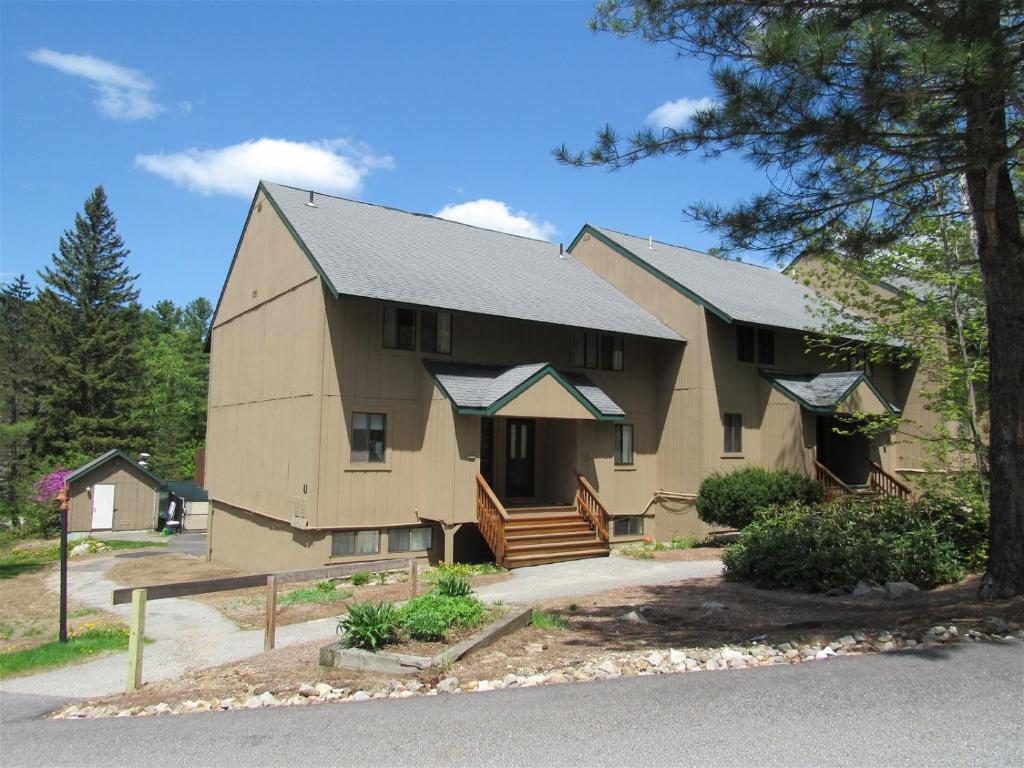 Pet Friendly Waterville Valley Condo With Outdoor Pool And Easy Walk To Town Square (Whd41v) - Waterville Valley, NH