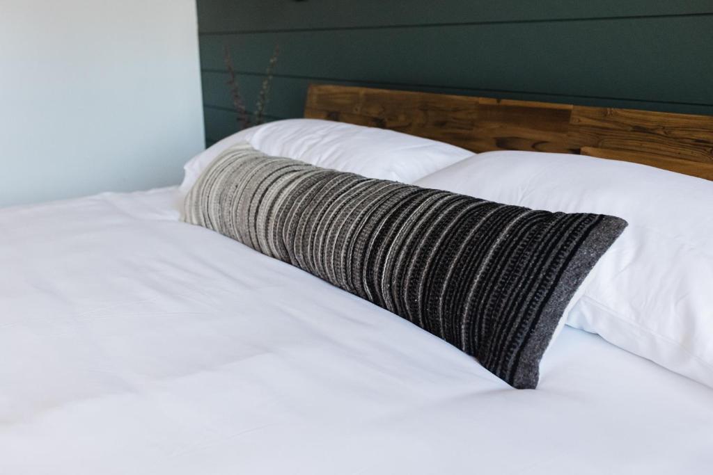 Wonderstone at Glacier, Columbia Falls (updated prices 2025)