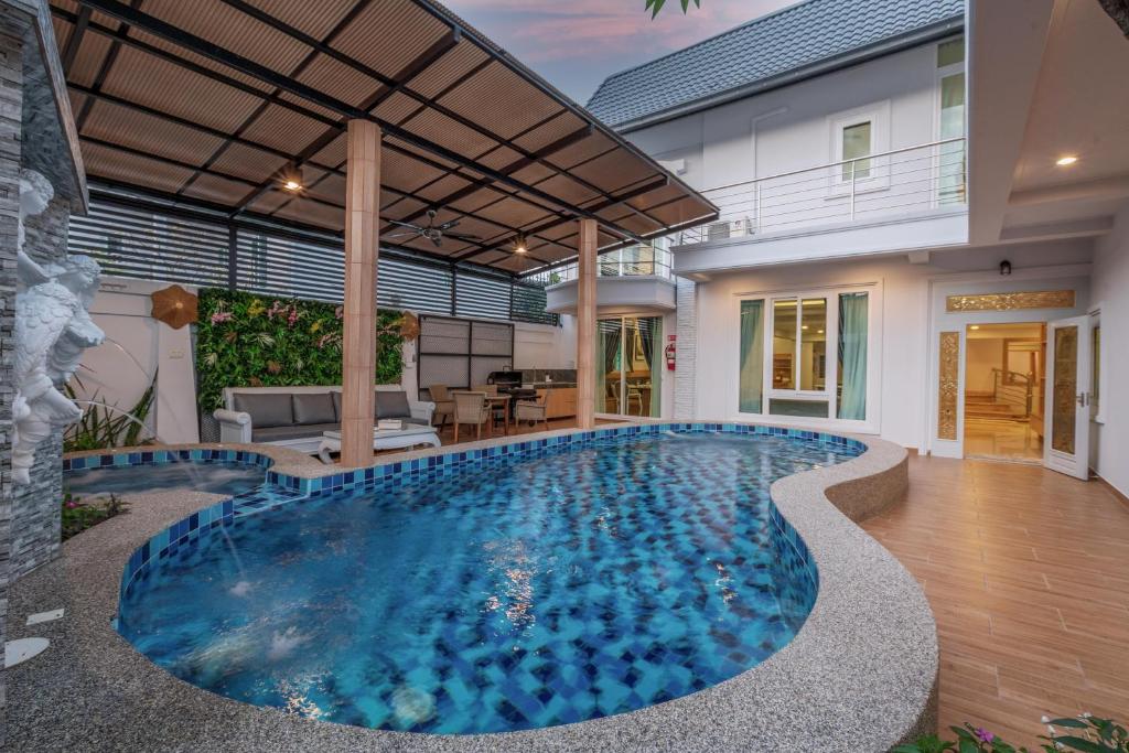 Gala Pavilion Villa, Pattaya South (updated prices 2026)