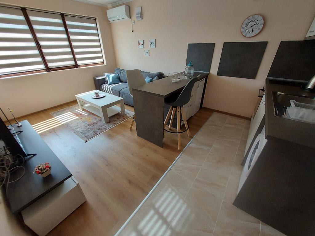 До морето, Burgas (precios actualizados 2025)