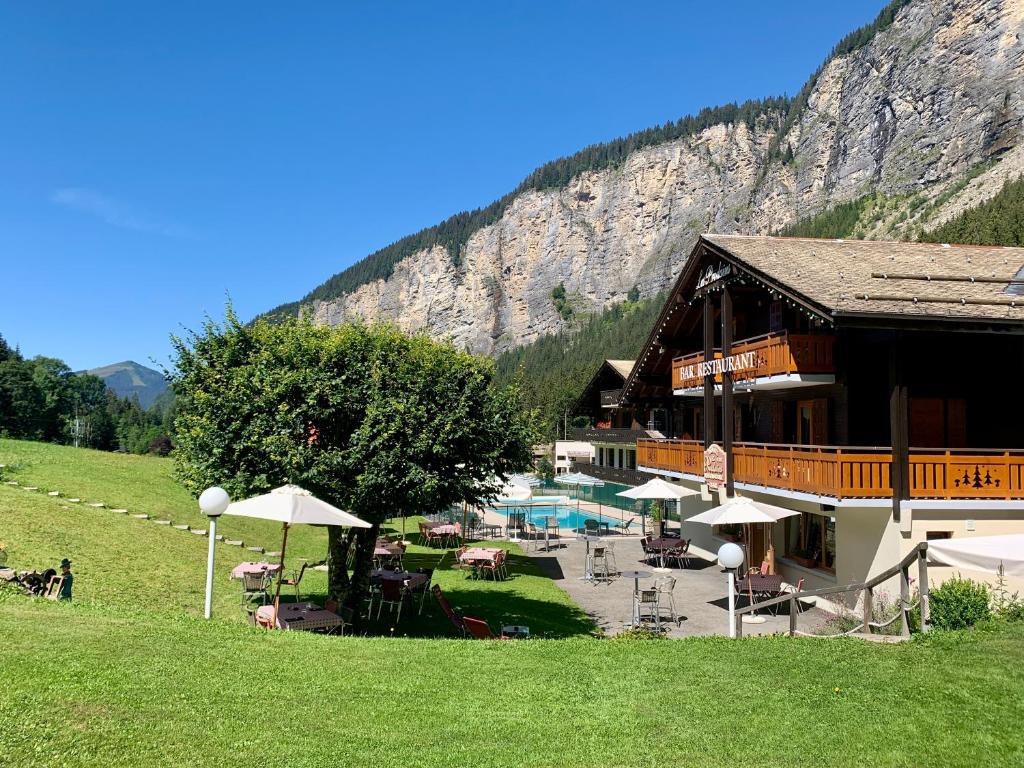 Chalet Hôtel Les Prodains, Morzine – Tarifs 2023