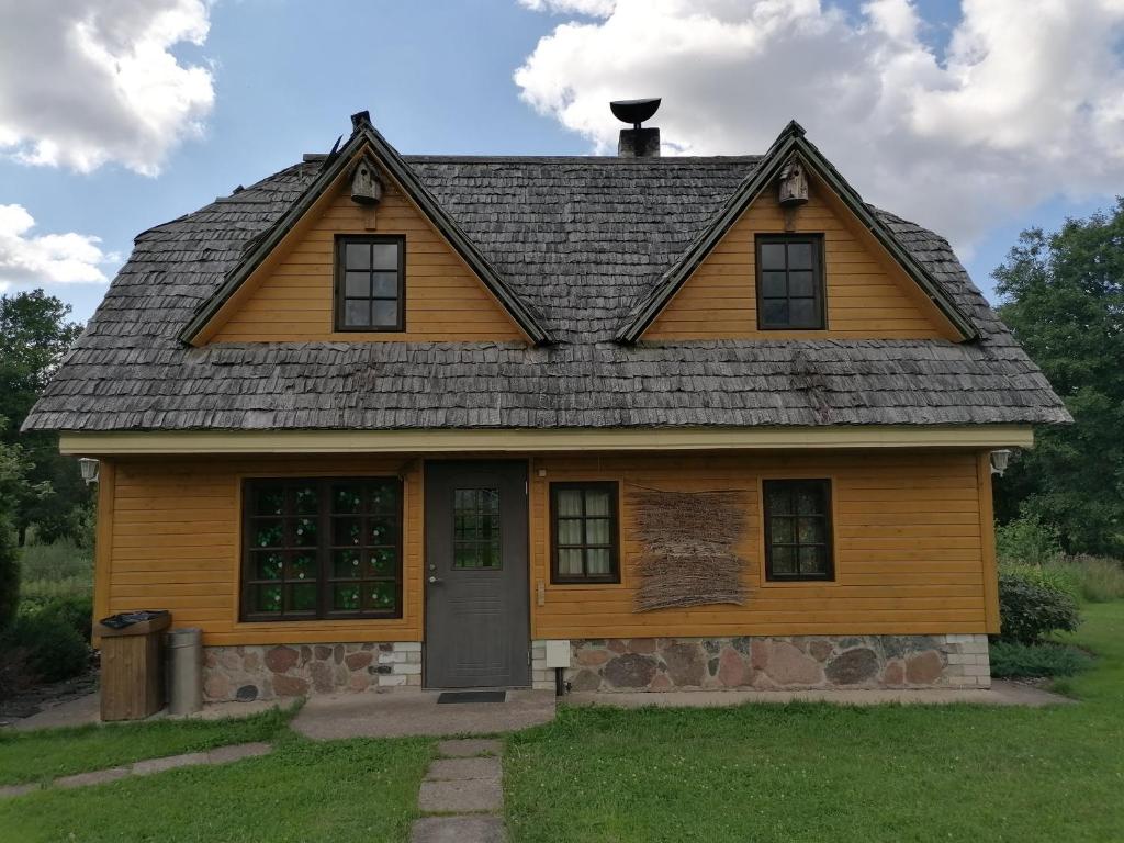 Brīvdienu māja Strazdi, Ugāle (updated prices 2025)