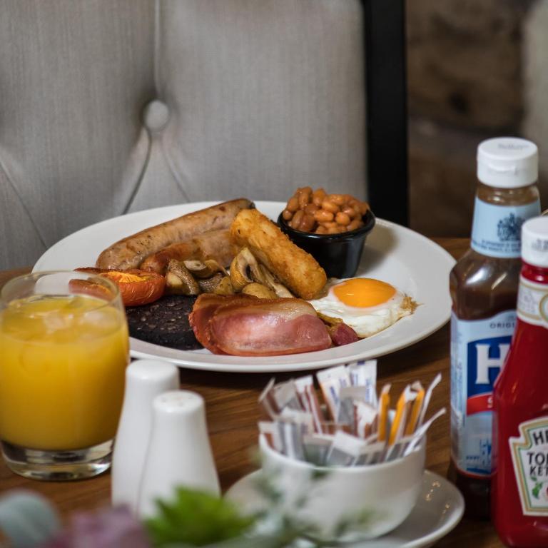 Last Drop Village Hotel & Spa, Bolton (updated prices 2025)