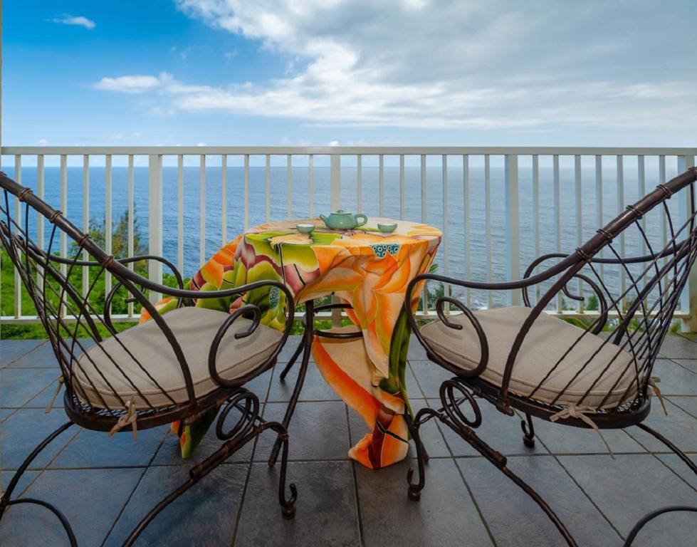 Alii Kai 3103 -Watch For Whales From Oceanfront Lanai! View From Every Window - Kauai, HI