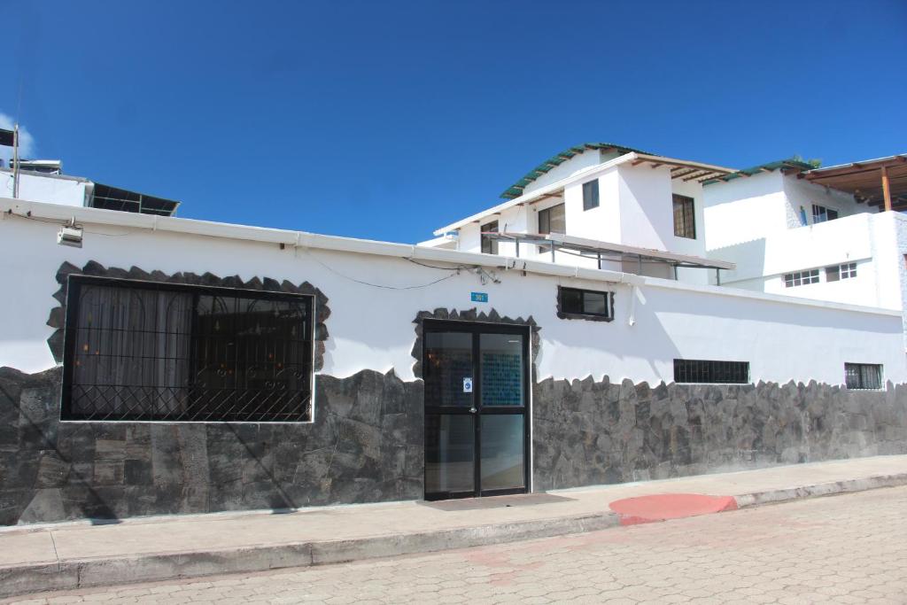 King Studio With Sofa Bed - Puerto Ayora