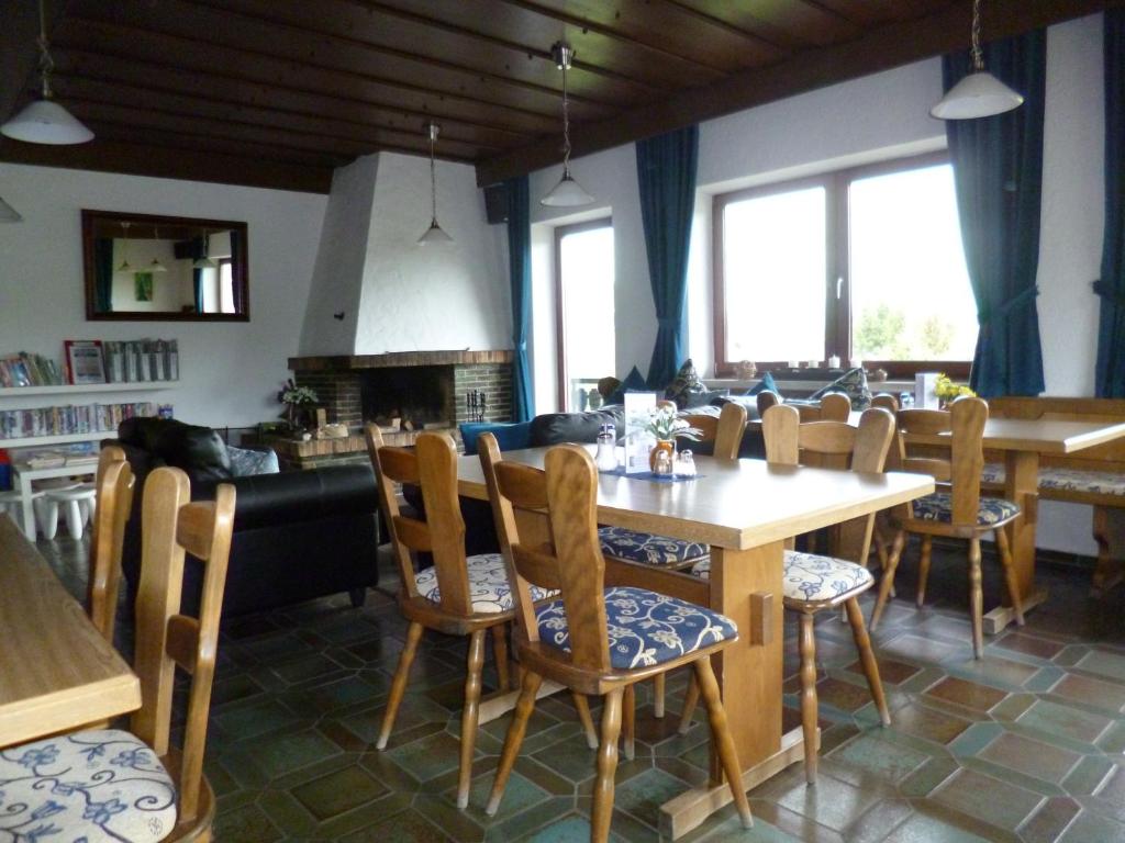 Gästehaus am Berg, Bayerisch Eisenstein (updated prices 2025)