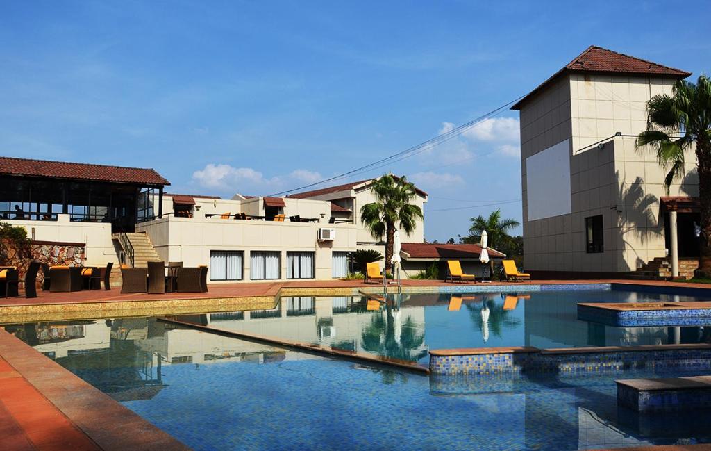Cotton County Club and Resort, Hubli (precios actualizados 2025)