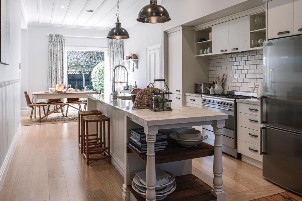 Villa 142 - Luxurious And Centrally Located - Cambridge