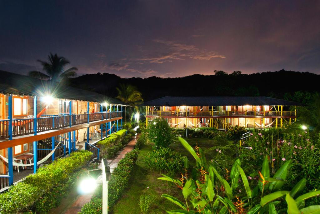 Playa de Oro Lodge, Bahía Solano (updated prices 2025)