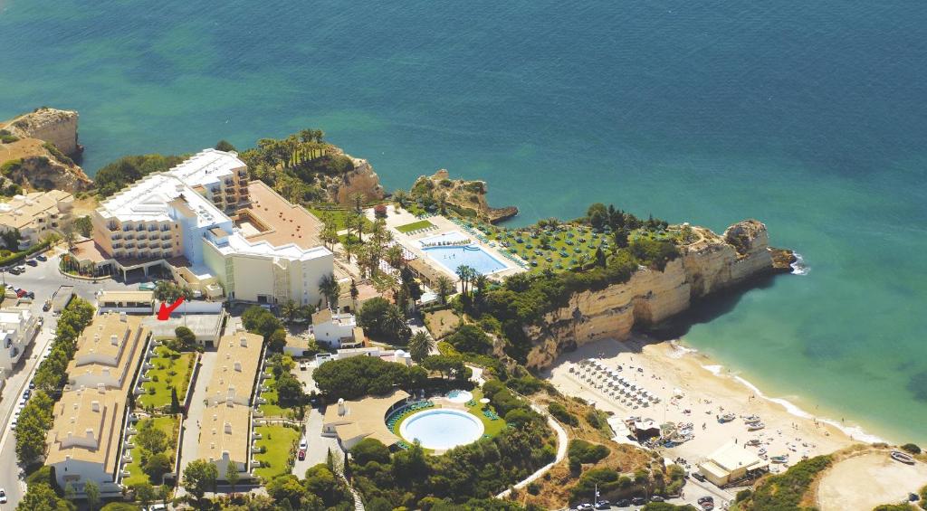 Pestana Porches Praia, Lagoa (updated prices 2025)