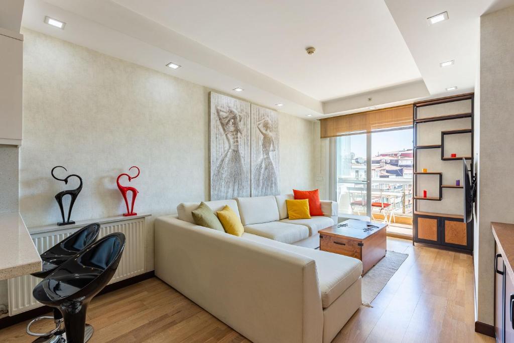 Ferienwohnung Cozy and Modern Flat with City View near Osmanbey Metro ...