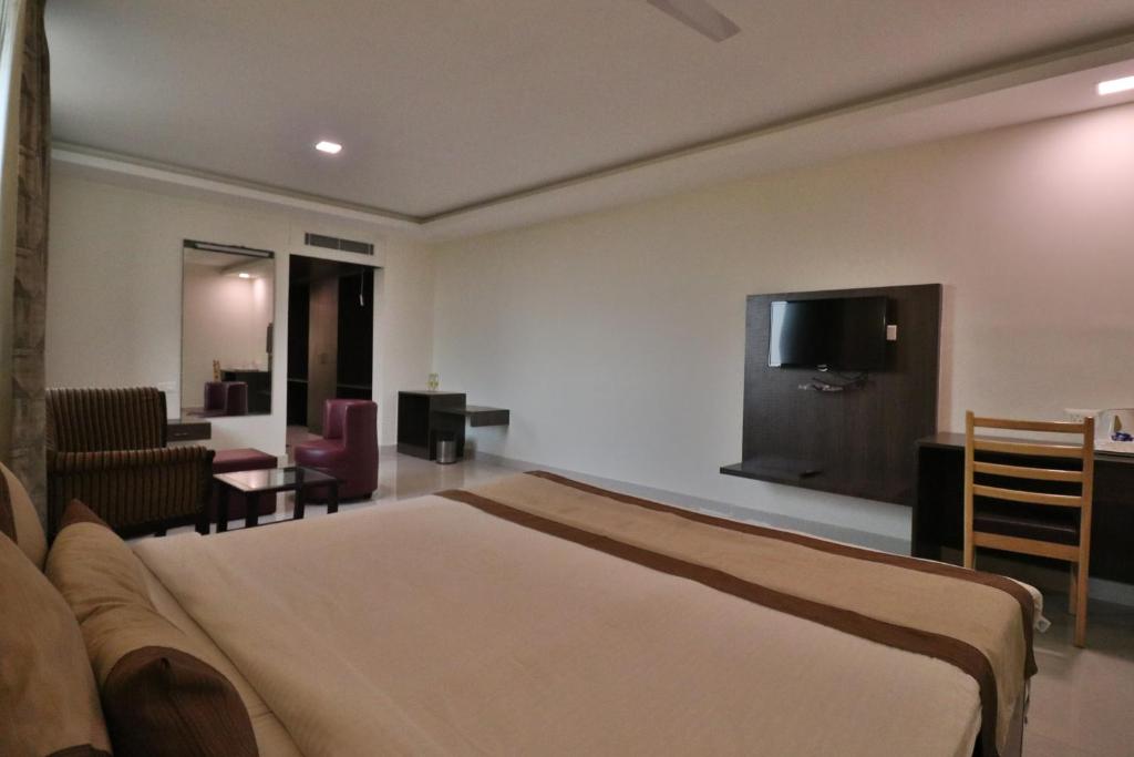 Hotel Allum, Bellary (updated prices 2025)