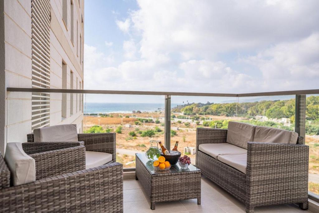 Amazing Beach Apartment with fantastic view! (Israele Nahariyya ...