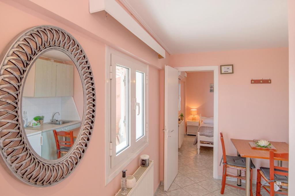 Апартаменты/квартира ALIKI's Studio with shared Infinity Pool! (Греция ...