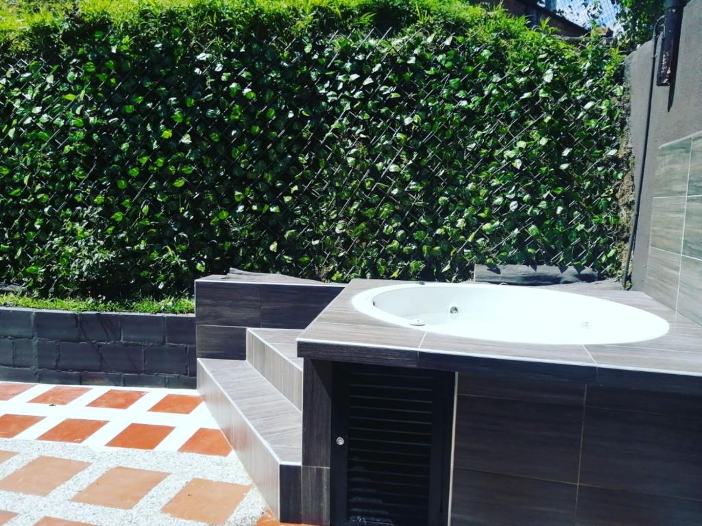 Hostal spa casa de piedra con jacuzzi, Santa Rosa de Cabal (precios ...