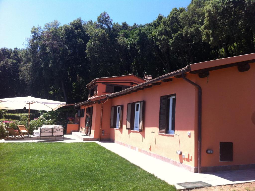 Villa con vista mozzafiato sui 3 forti! (Italien Cala Galera) - Booking.com