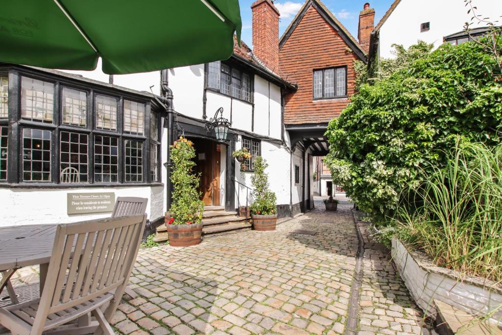 The Crown, Amersham (updated prices 2025)