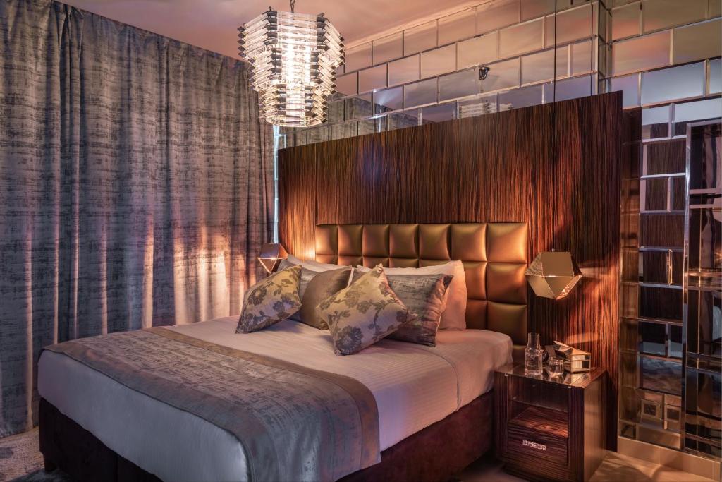 Royal Club By RVHR, Bonnington Residential Tower - JLT, Dubai (updated ...