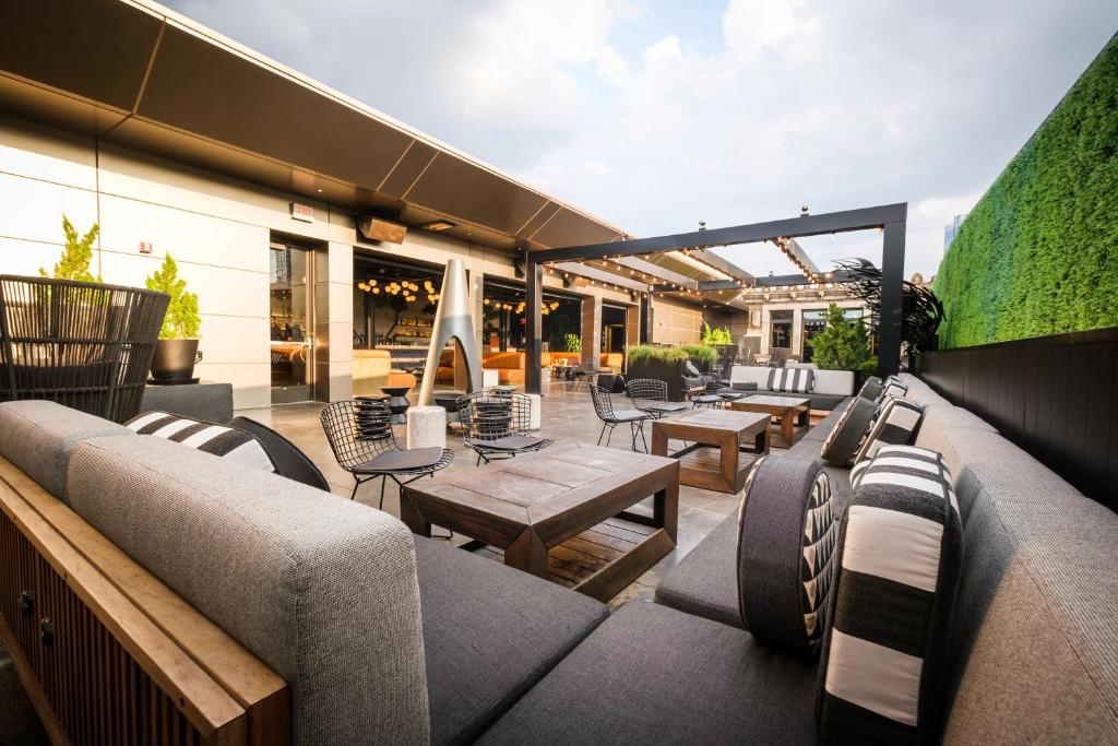 Kimpton Hotel Monaco Philadelphia by IHG, Philadelphia (updated prices ...