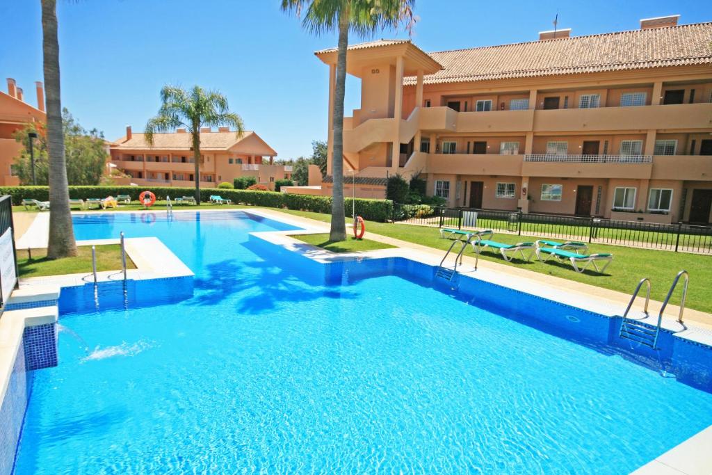 Ground Floor Apartment, Los Jardines de Santa Maria Elviria, Marbella ...