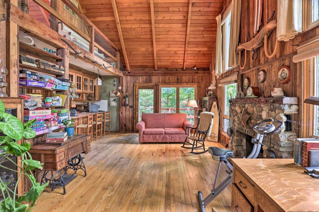 Serene Lodi Escape with Deck Boat, Hike and Sip!, Lodi – Updated 2024 ...