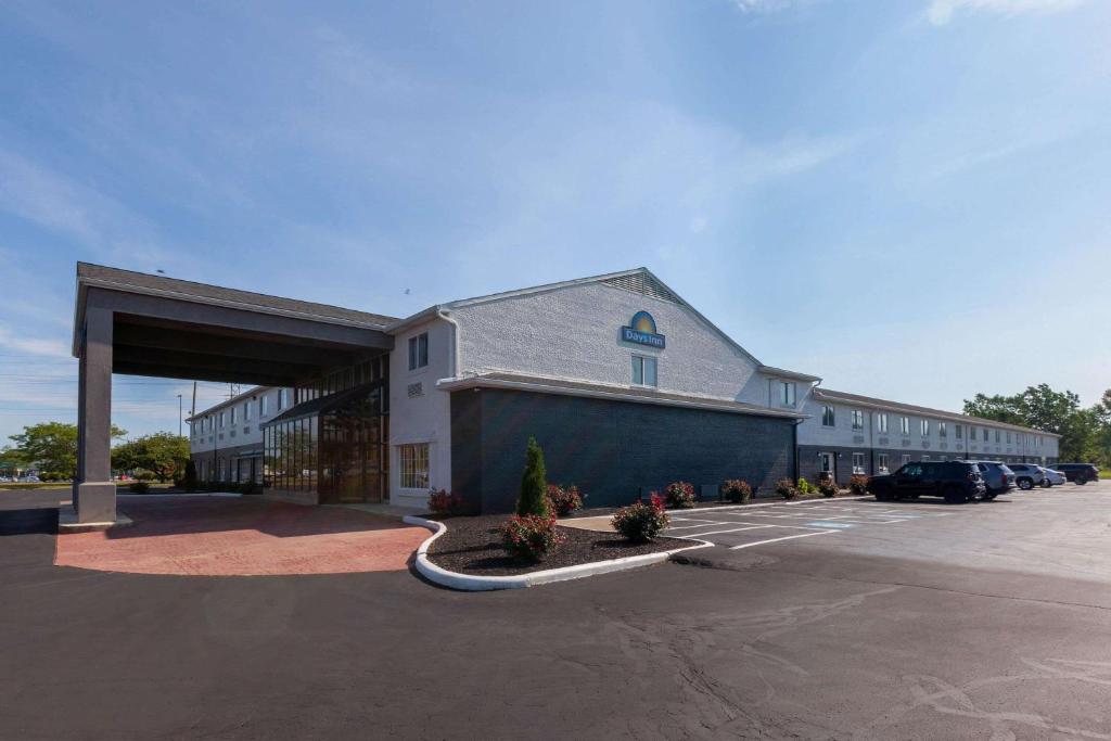 Days Inn by Wyndham Sandusky Cedar Point, Sandusky (updated prices 2025)