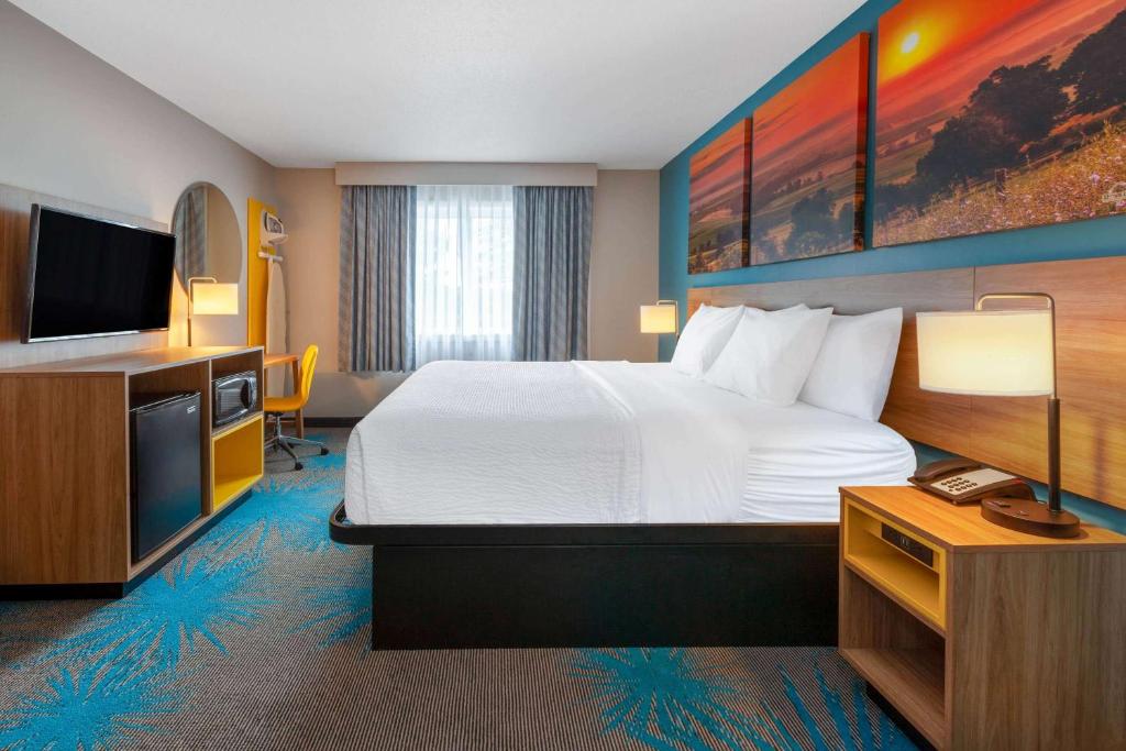 Days Inn by Wyndham Sandusky Cedar Point, Sandusky (updated prices 2025)