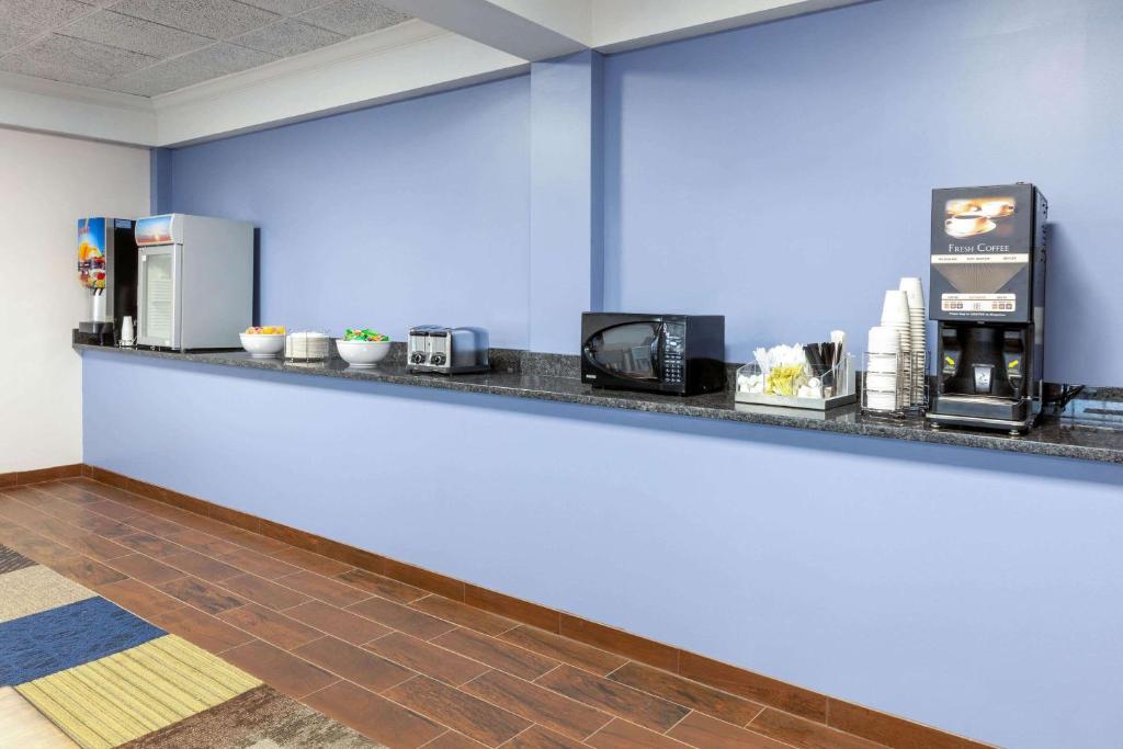 Days Inn by Wyndham Sandusky Cedar Point, Sandusky (updated prices 2025)