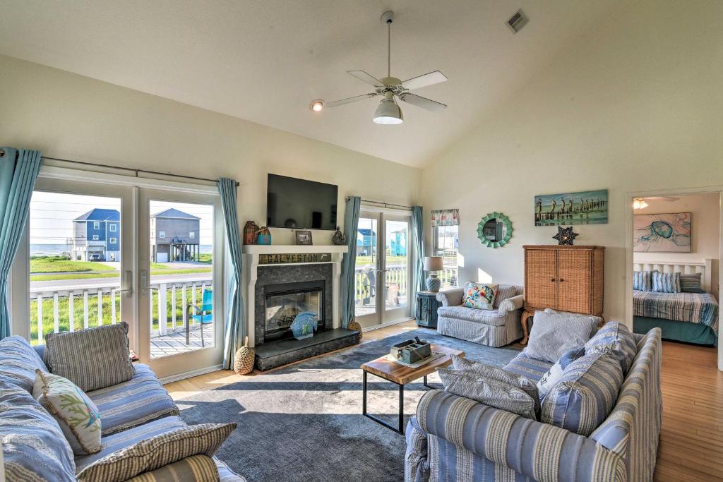 Terramar Beach Haven with Pool Access!, Galveston (updated prices 2026)
