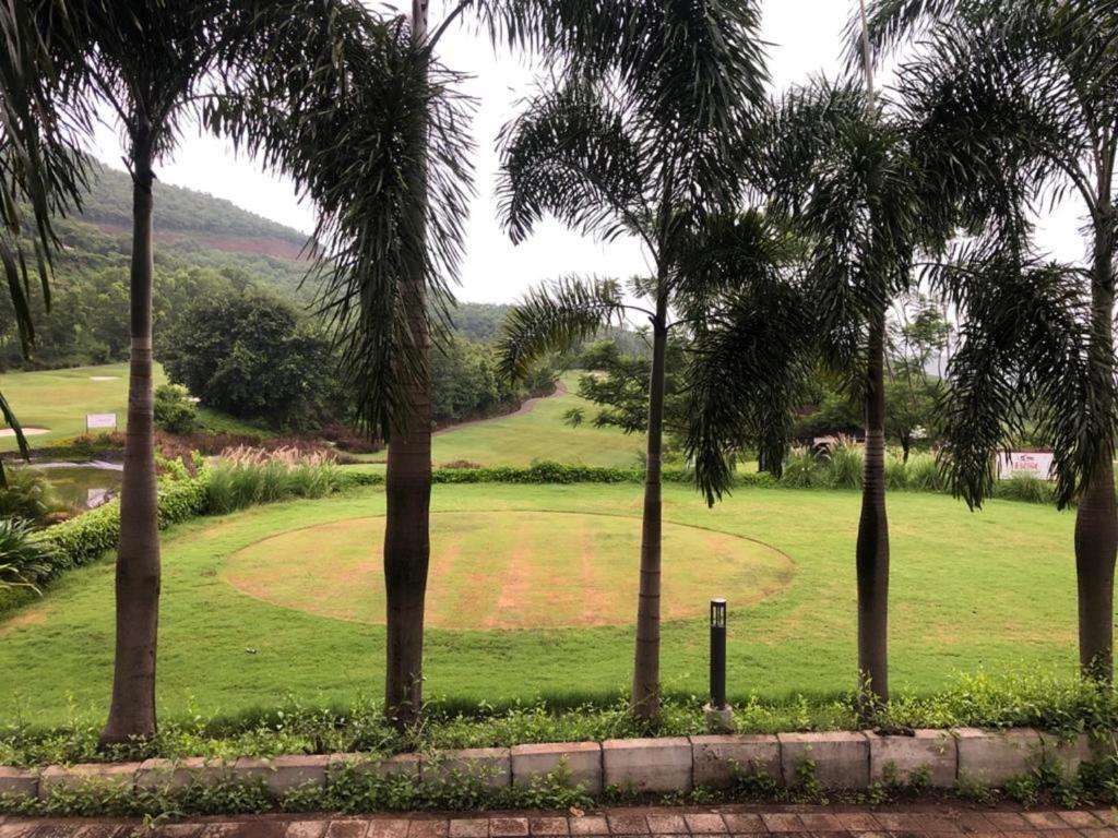 Oxford Golf Resort, Pune (updated prices 2025)
