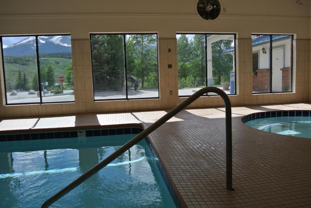 Luxury Inn & Suites, Silverthorne (updated prices 2025)
