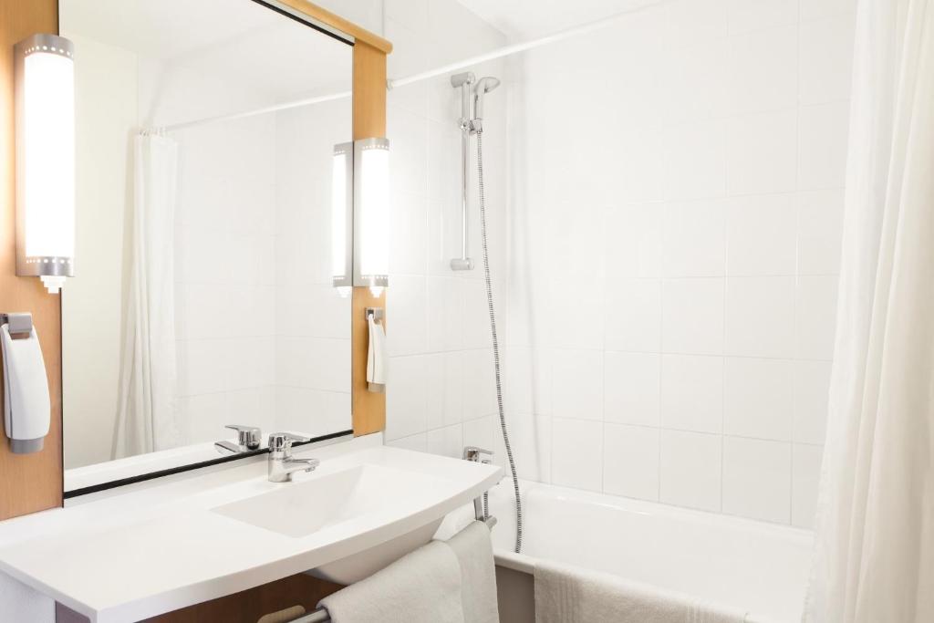 ibis Paris Pantin Eglise, Pantin (tarifs actualisés, 2025)