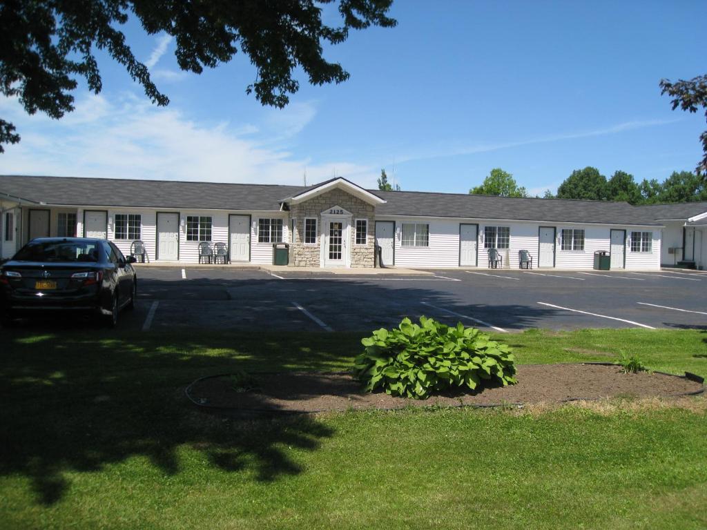 Relax Inn, Webster (updated prices 2026)
