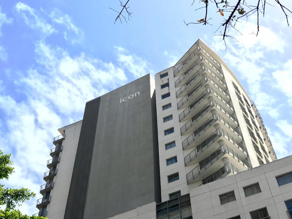 The Icon 1 Bedroom Self Catering Apartment, Cape Town (updated prices 2025)